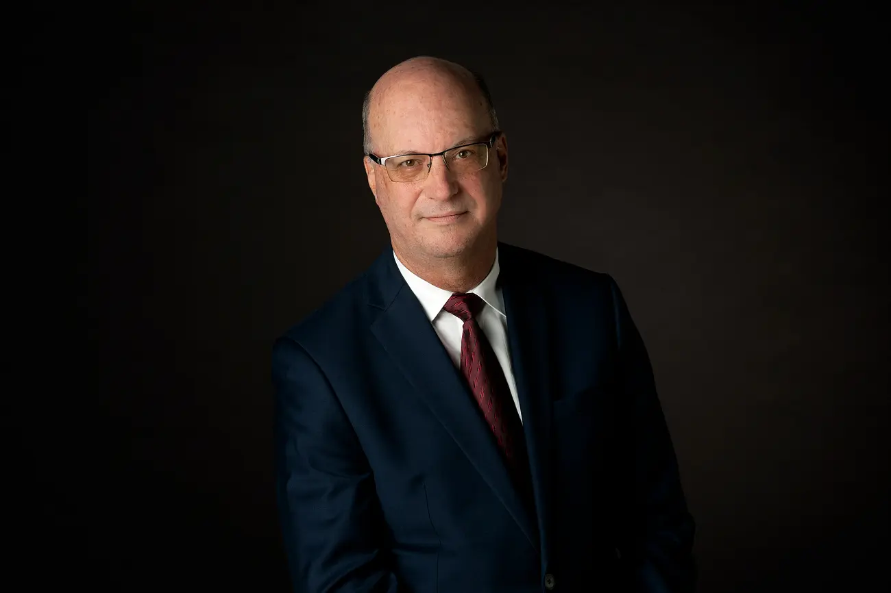 Glen Peters | Winnipeg Lawyer | Fillmore Riley LLP